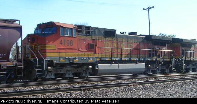 BNSF 4198